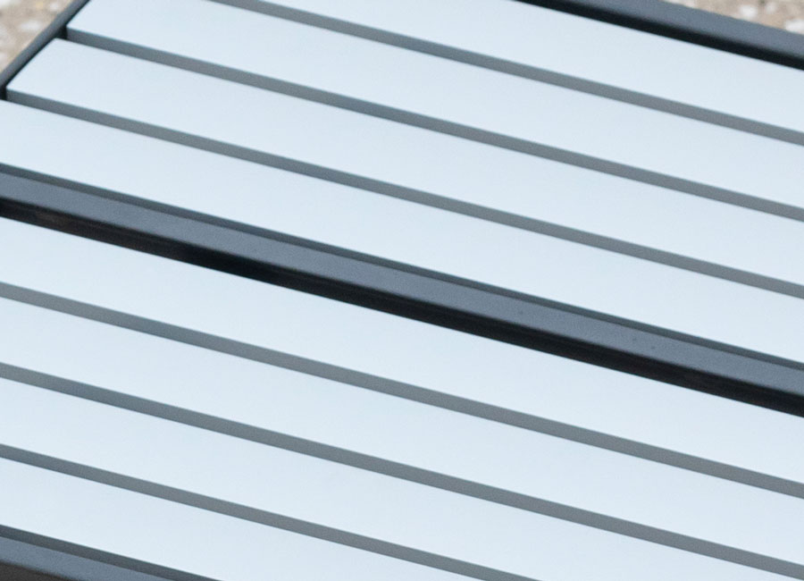 Atlanta aluminium Backless bench - aréa | street furniture